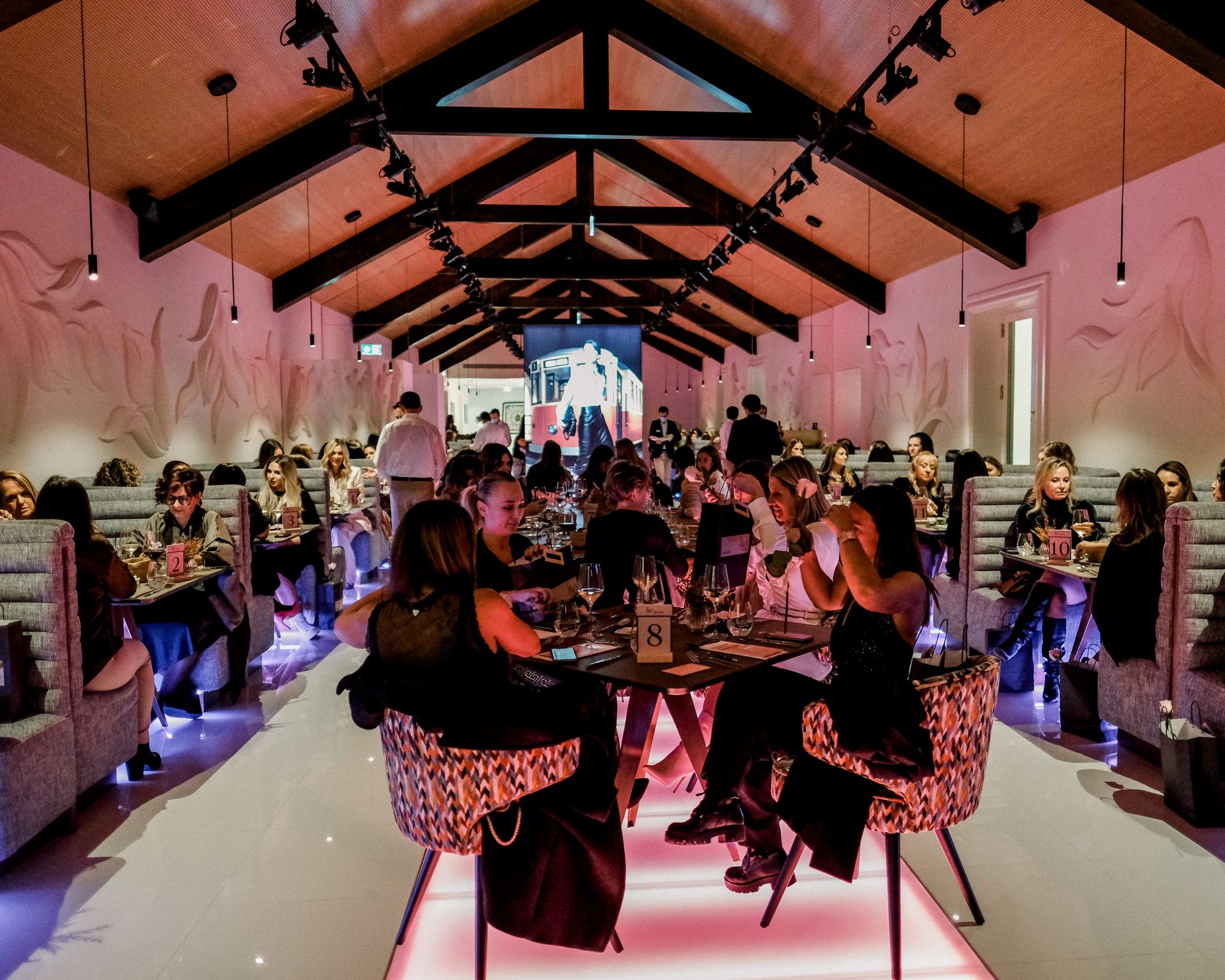 Nasamotor | She’s Mercedes: Evento Exclusivo